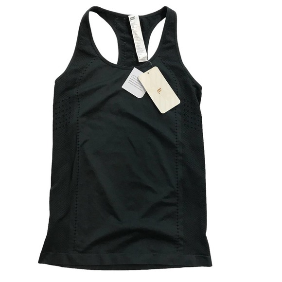 Fabletics | Tops | Nwt Fabletics Delta Seamless Tank Ii Racerback ...